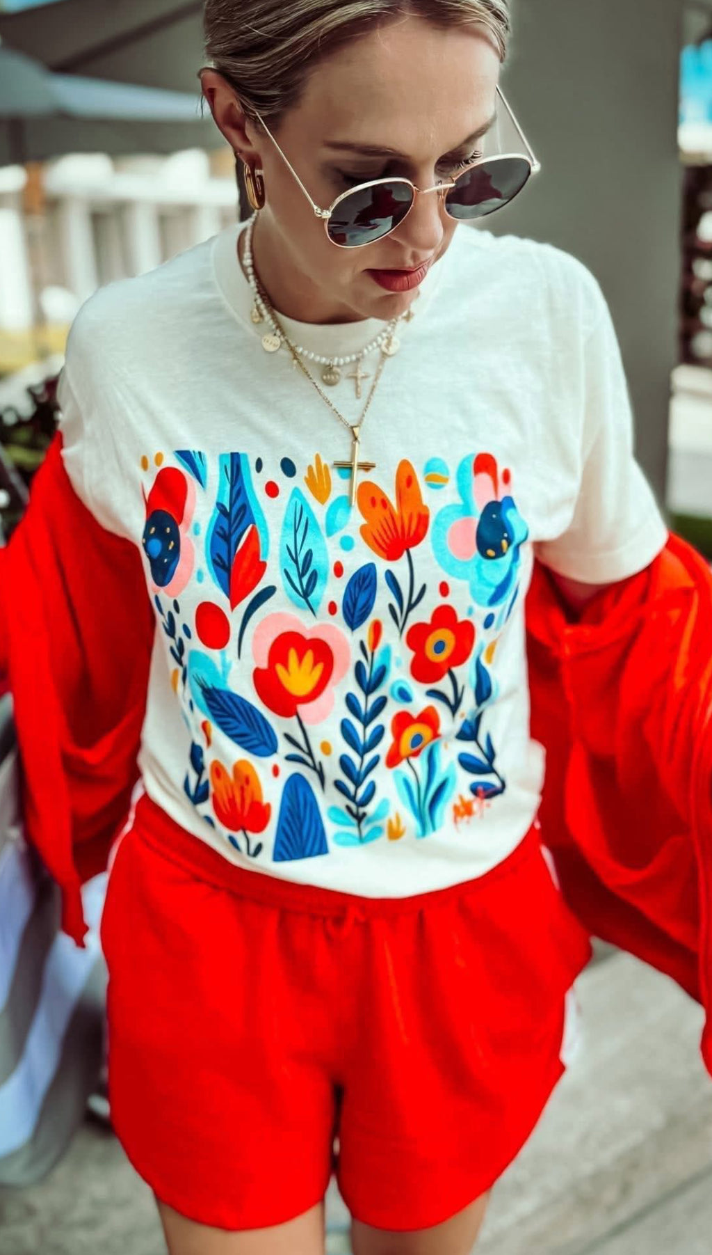 Bloom Boldly Tee – Barbed Wire & Lace