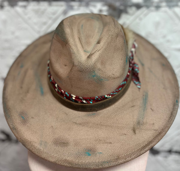 Buffalo Ridge Hat – Barbed Wire & Lace
